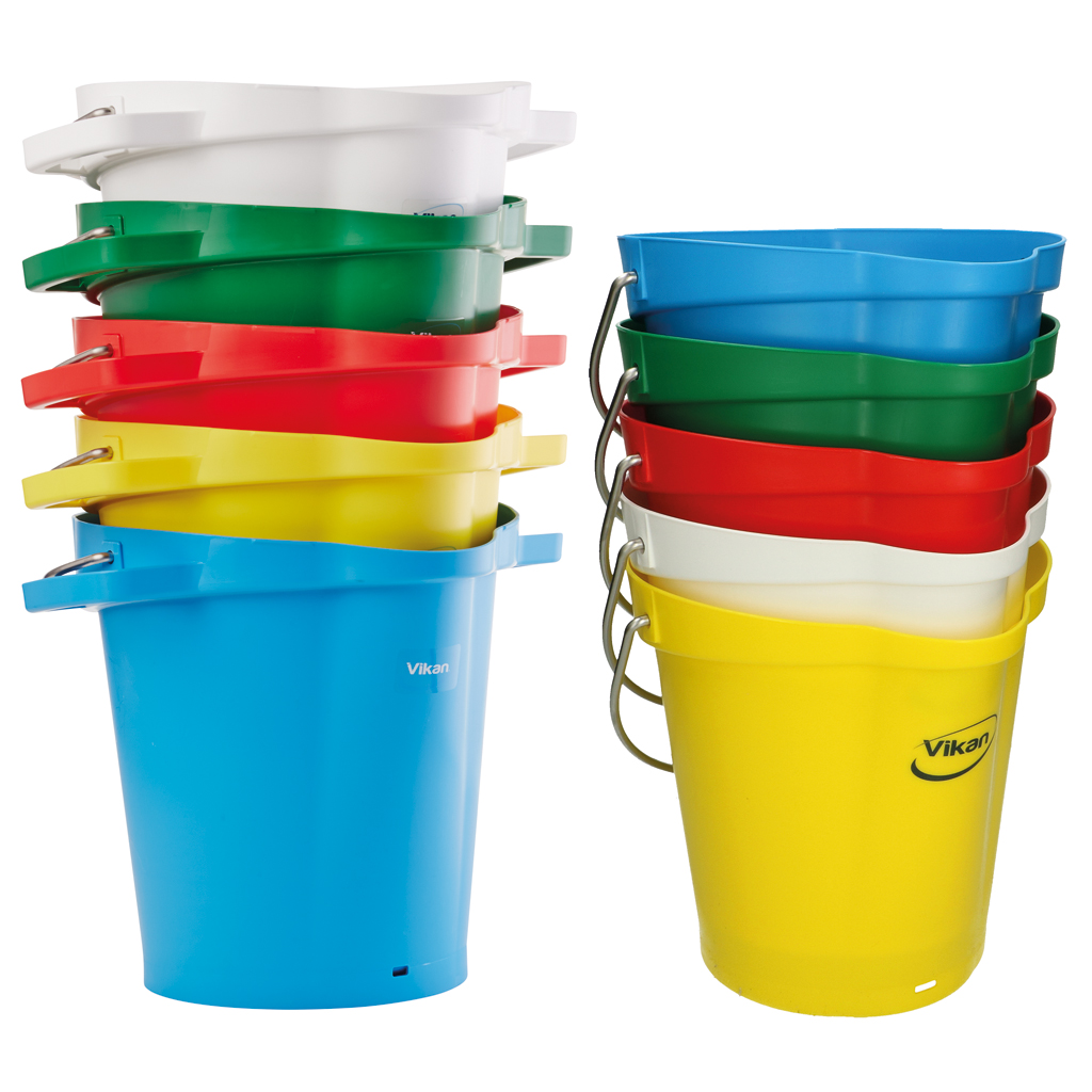 Buckets and size jugs | Professional Livestock Farming
